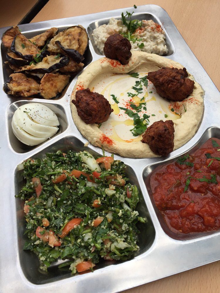 ELPETRA RESTAURANT: Authentic Mediterranean Flavors | دليل كندا